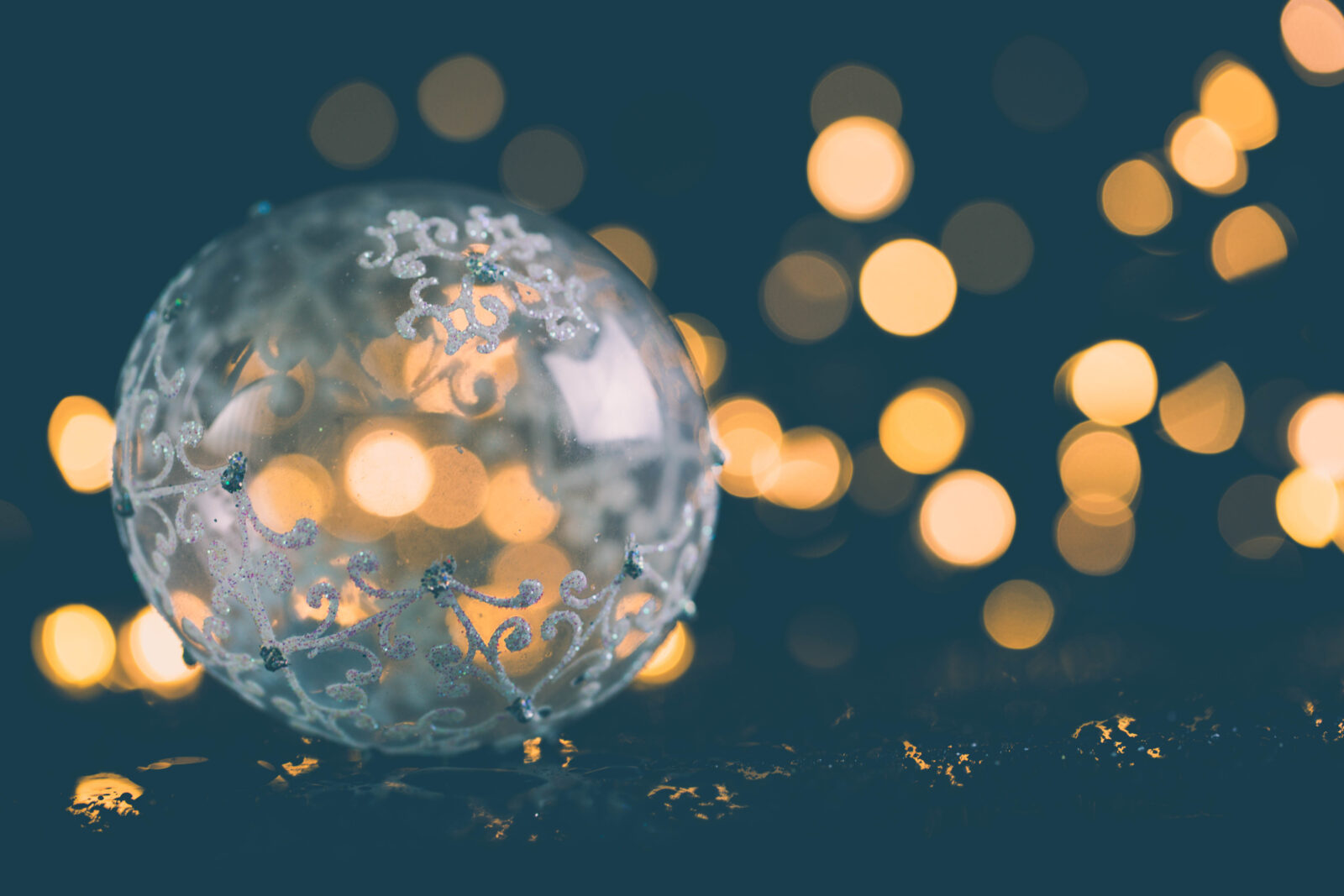 Doorzichtige kerstballen: creatieve ideeën voor een sfeervolle kerst ...